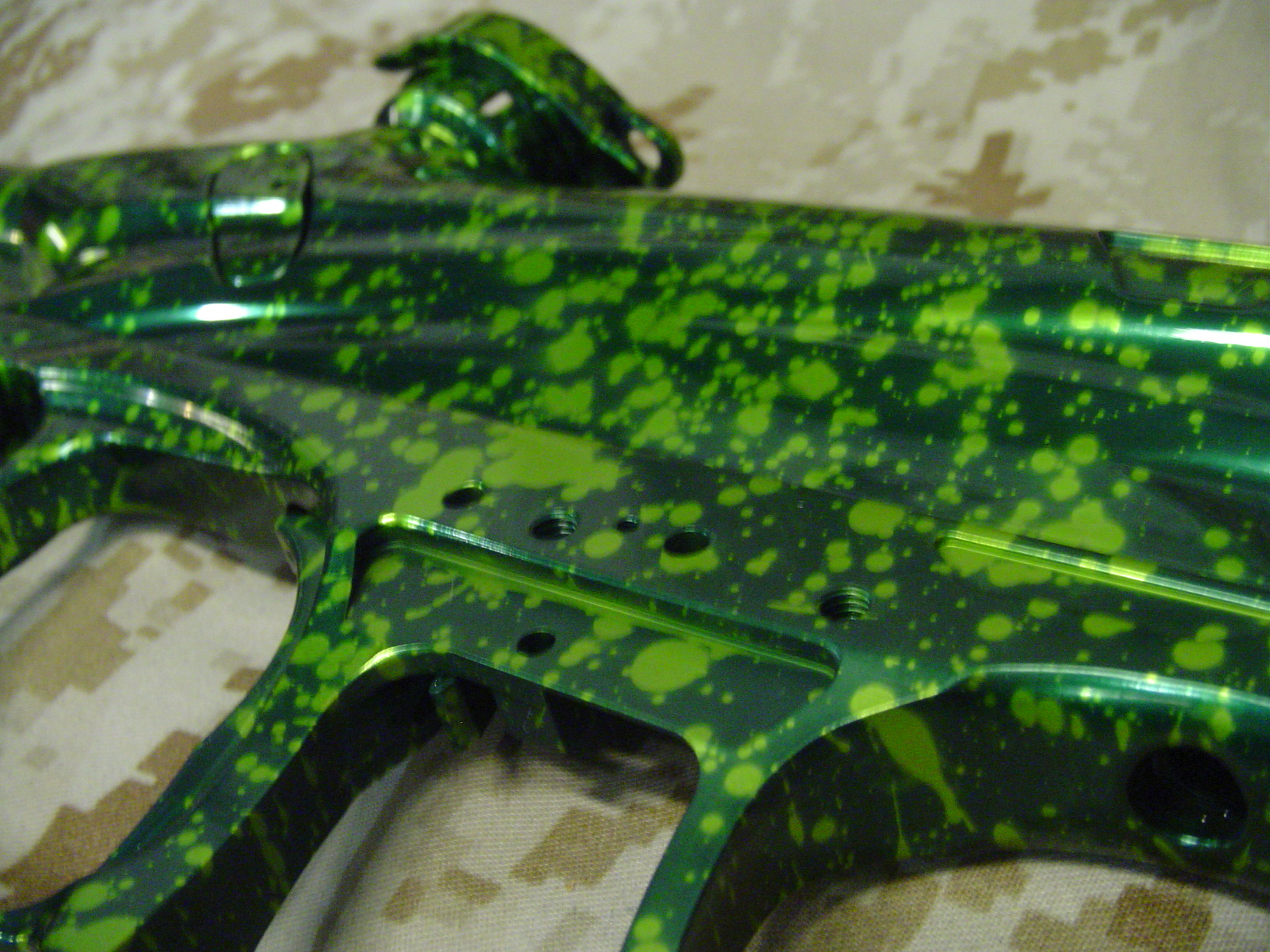 Green and Dark Green Acid Splash - gruntbull.com